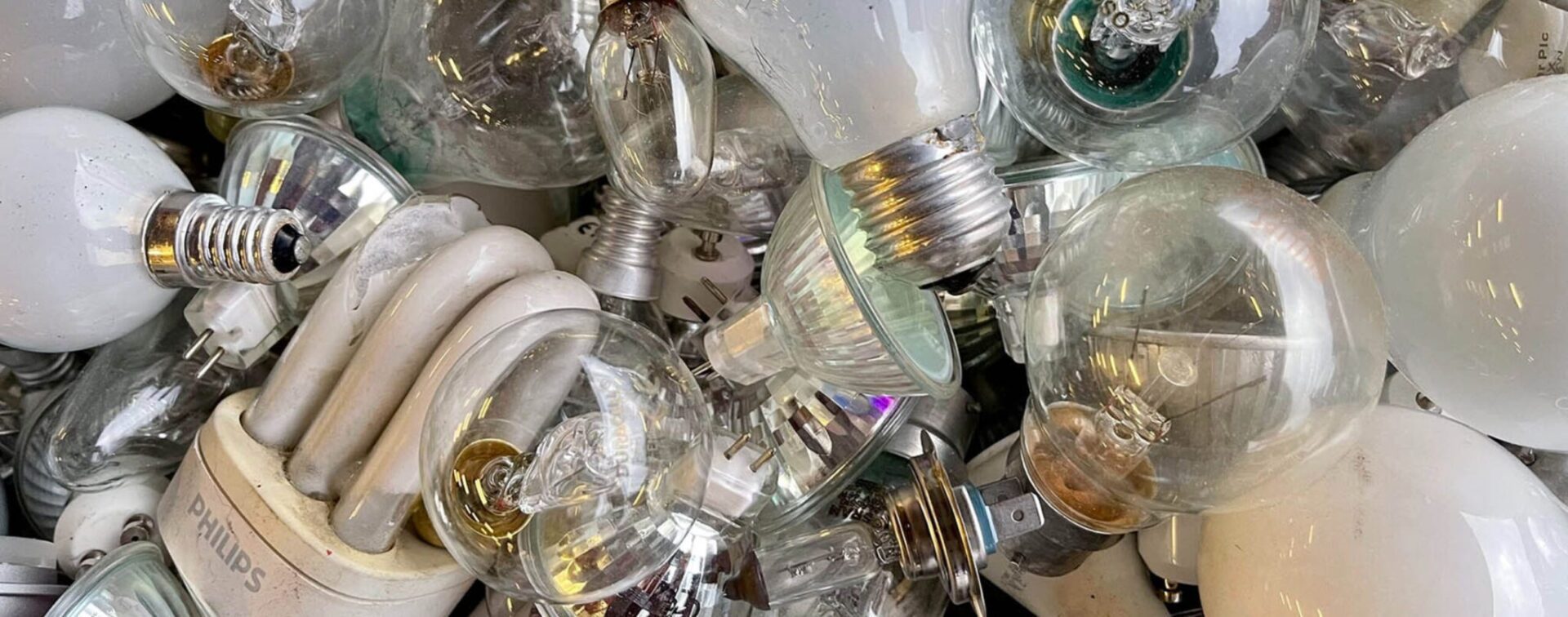Batteries, Light Bulbs & Fluorescent Tubes - Kimbriki